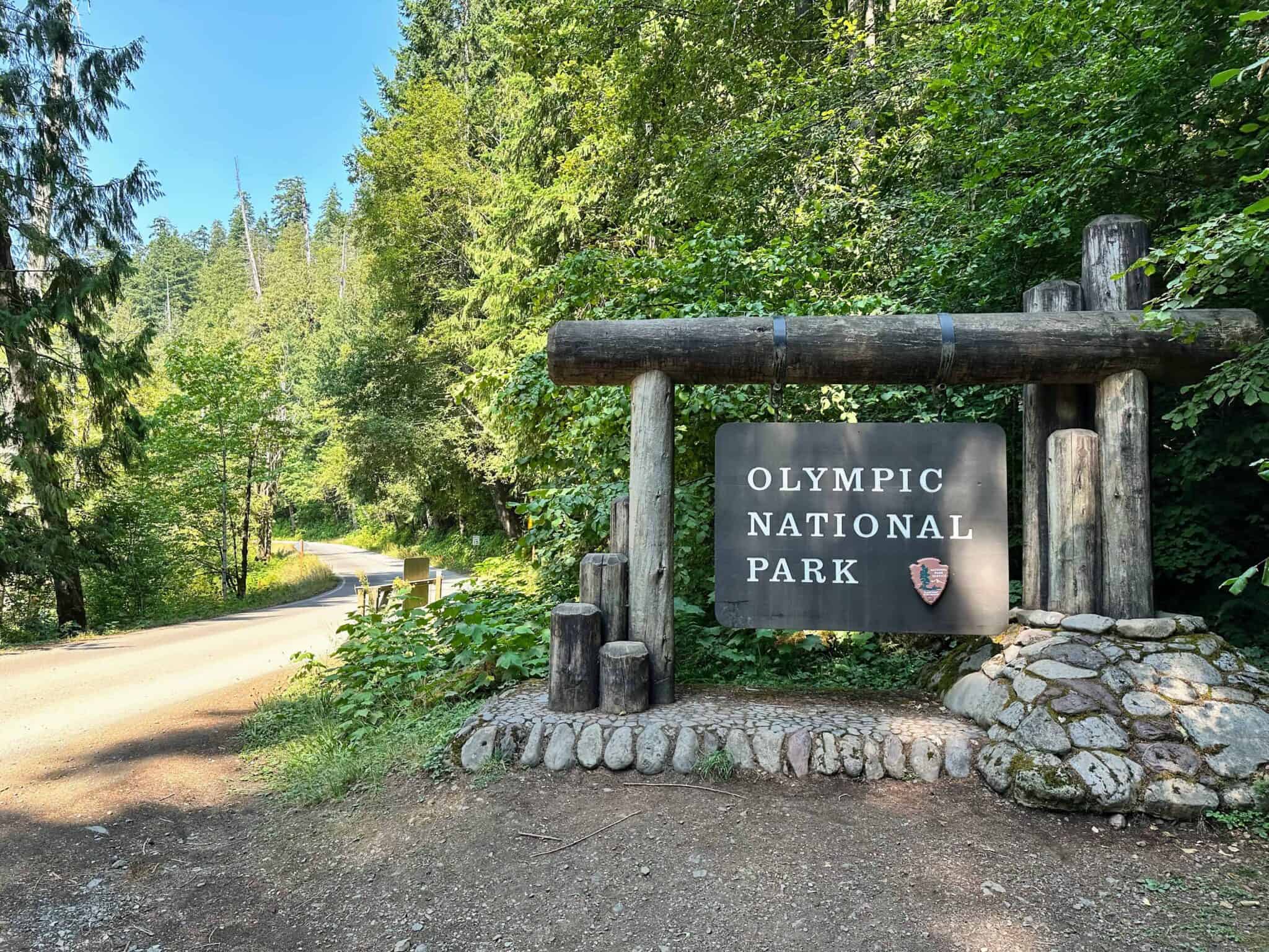 OUR GUIDE TO HIKING THE STAIRCASE RAPIDS LOOP (Olympic National Park ...