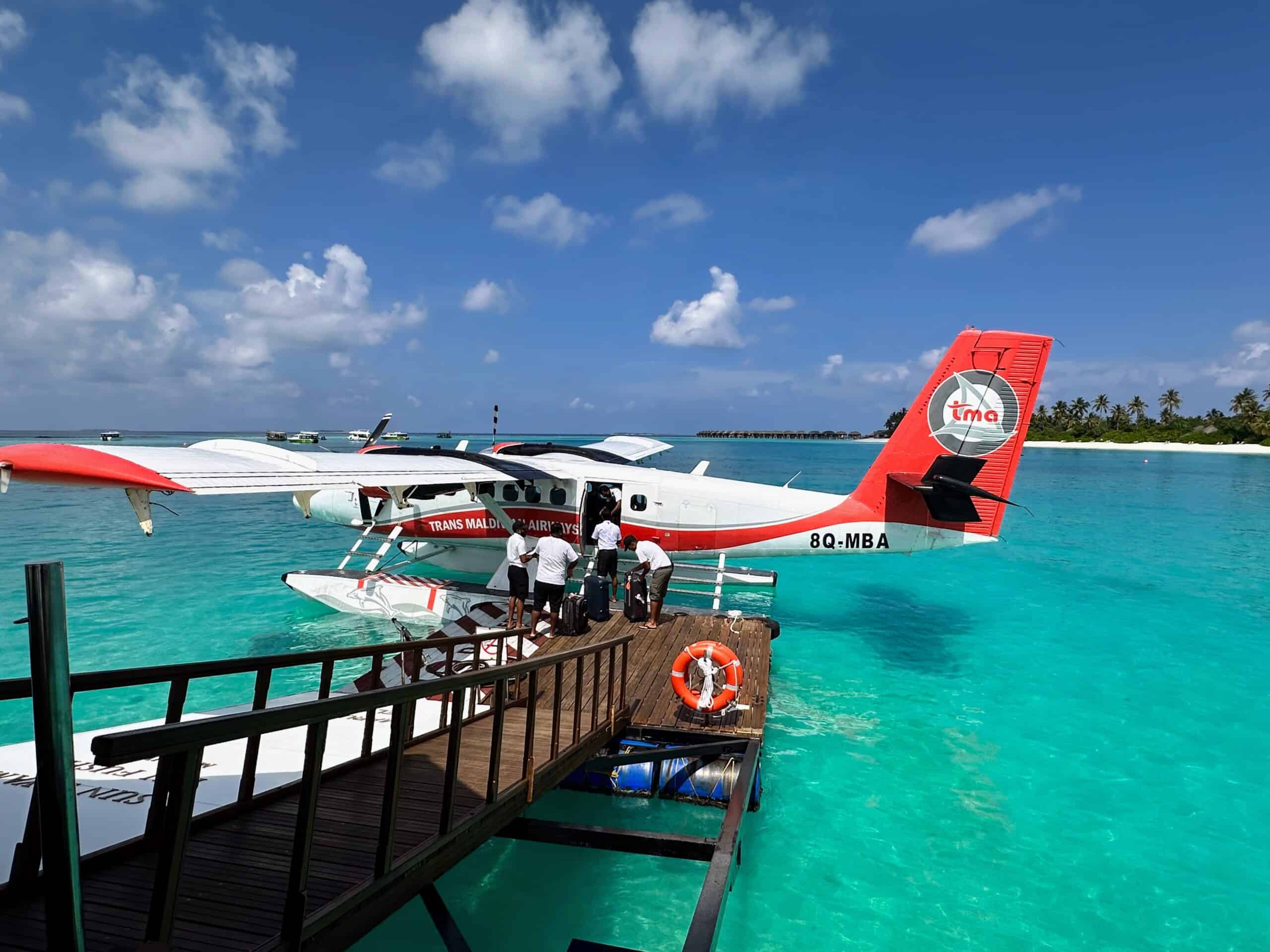 TAKING A SEAPLANE IN THE MALDIVES – What It's Like + Tips - Go See Learn