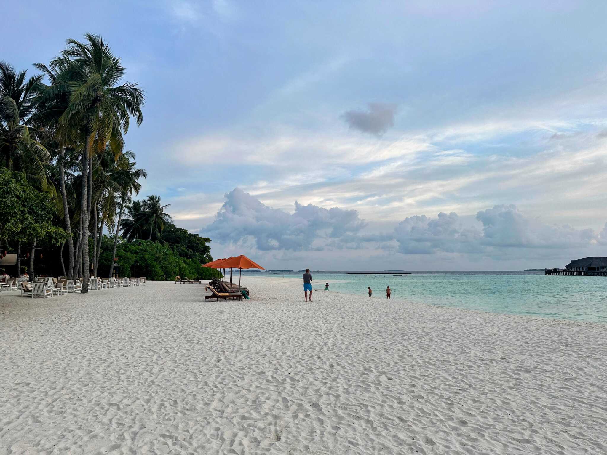 HOW MANY DAYS TO SPEND IN THE MALDIVES – 8 Key Things to Consider - Go ...