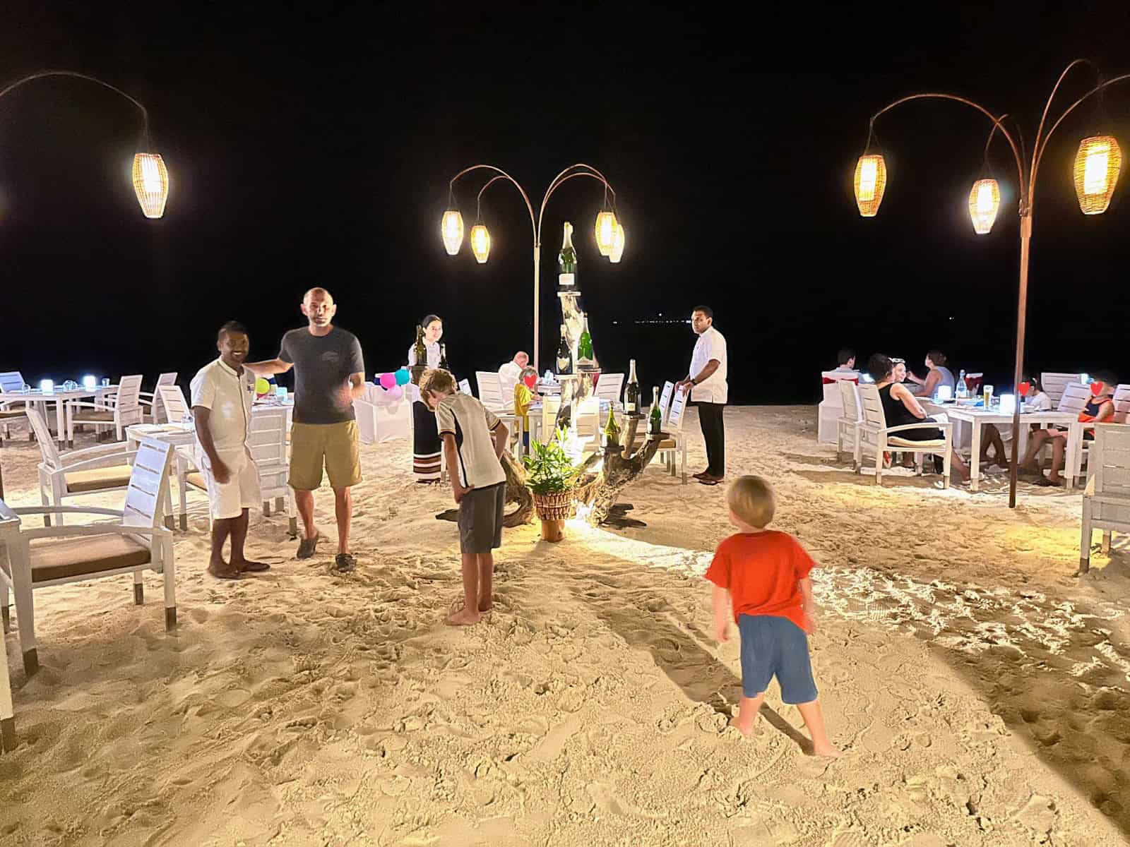 WHERE TO EAT AT SUN SIYAM IRU FUSHI WITH KIDS – Family Options at the ...